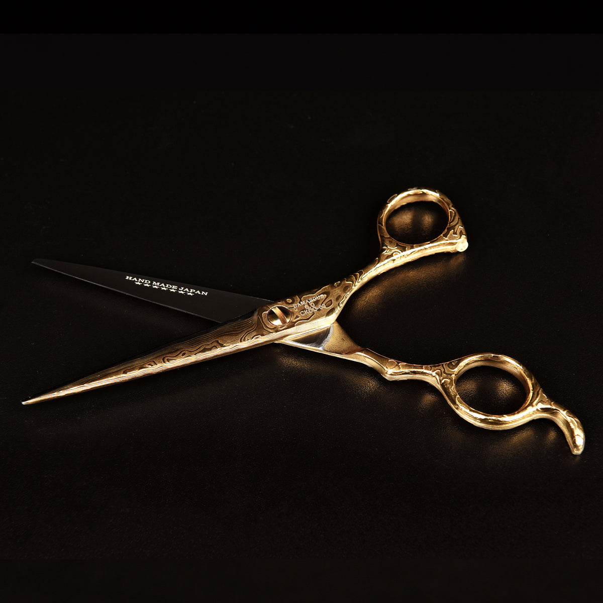 E.Beu Gold Lion Damascus Scissor – Beu Scissors